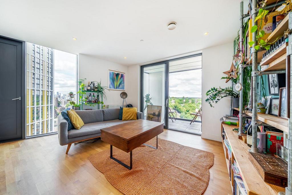 Station Road, Lewisham 1 bed flat for sale - £345,000