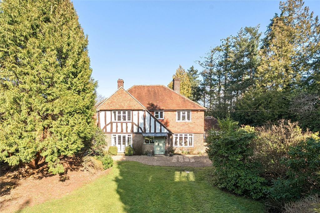 Mayfield Lane, Wadhurst 5 bed detached house - £1,495,000