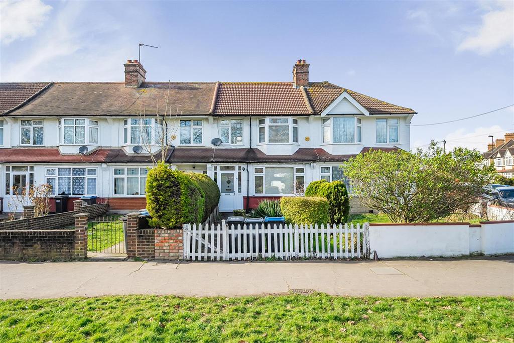 Woodside Green, London 3 bed terraced house for sale - £500,000
