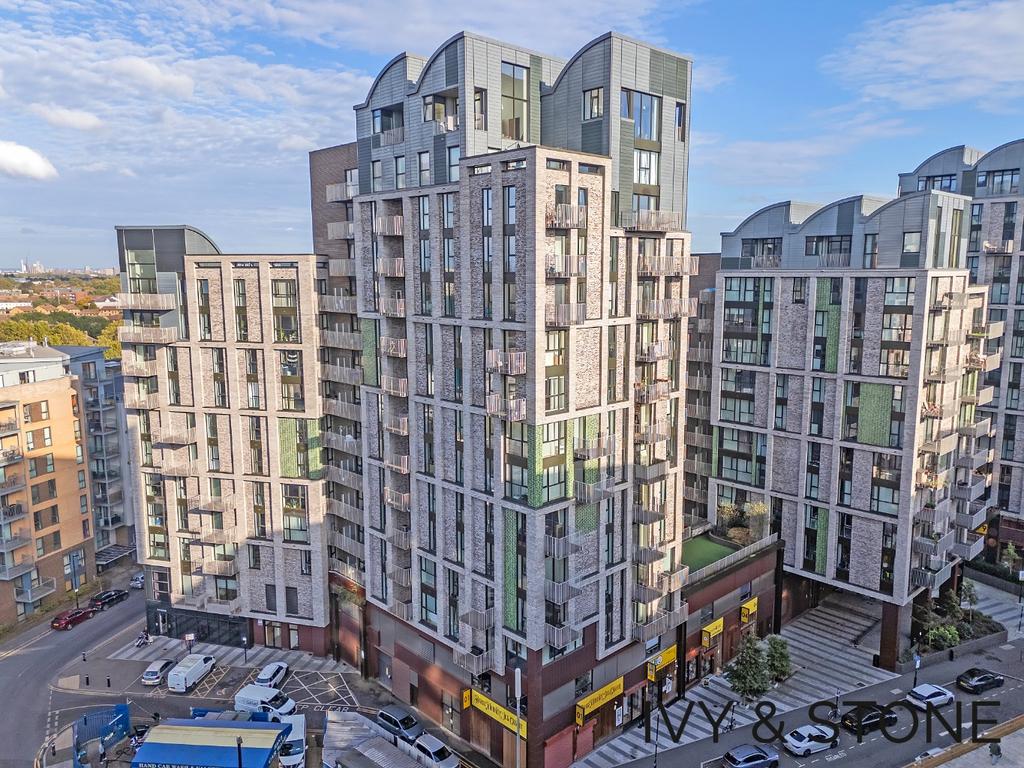 Centurion Tower, Canning Town, E16 2 bed apartment - £500,000
