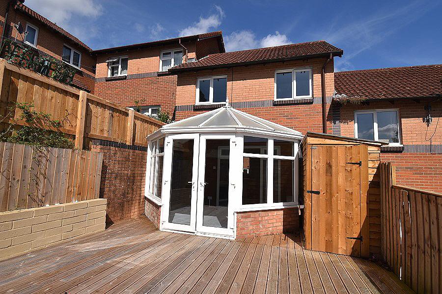 Farm Hill, Exwick, Exeter, EX4 2 bed terraced house for sale - £190,000