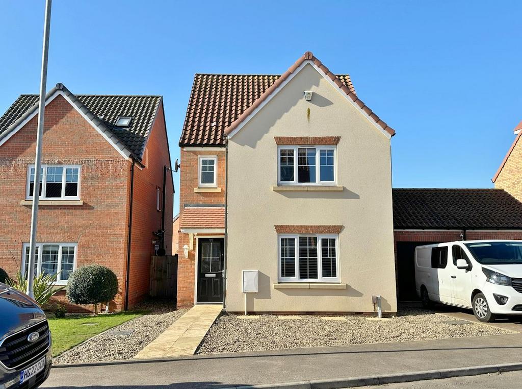 Glebe Drive, Exning, Newmarket 4 bed detached house to rent - £1,800 ...