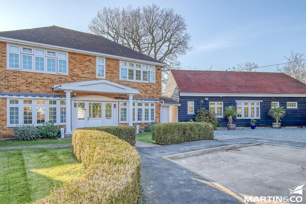 The Tabrums, South Woodham Ferrers 6 bed detached house for sale - £900,000