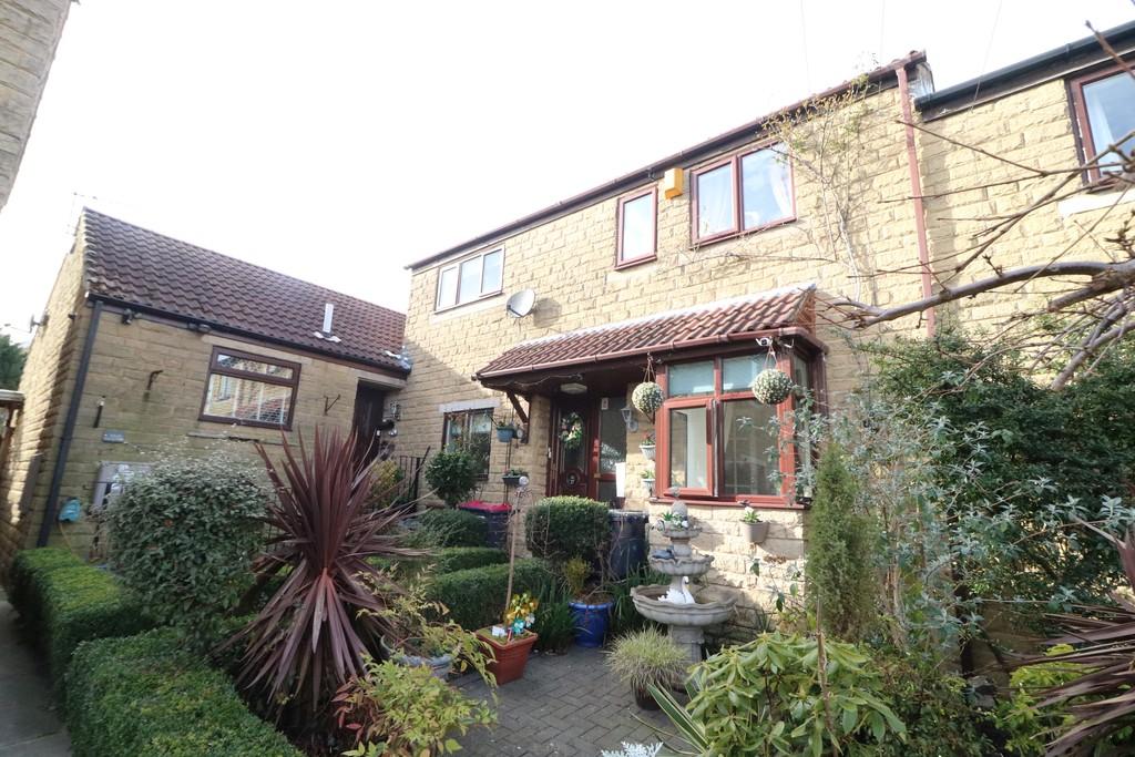 Wentworth Road, Thorpe Hesley 3 bed townhouse for sale - £220,000