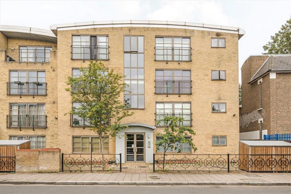 Morley Road, London SE13 1 bed flat for sale - £295,000