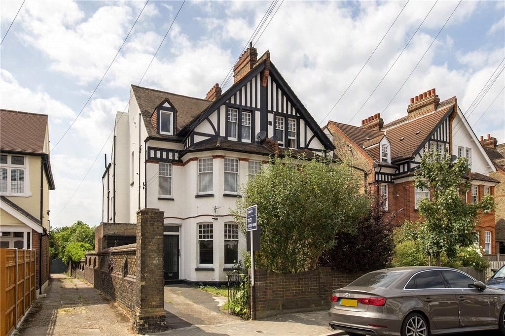 Conyers Road, London, SW16 2 bed apartment for sale - £350,000
