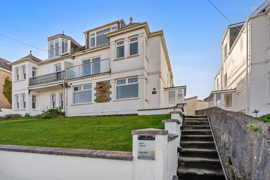 Padstow, PL28 5 bed semi-detached house for sale - £1,250,000