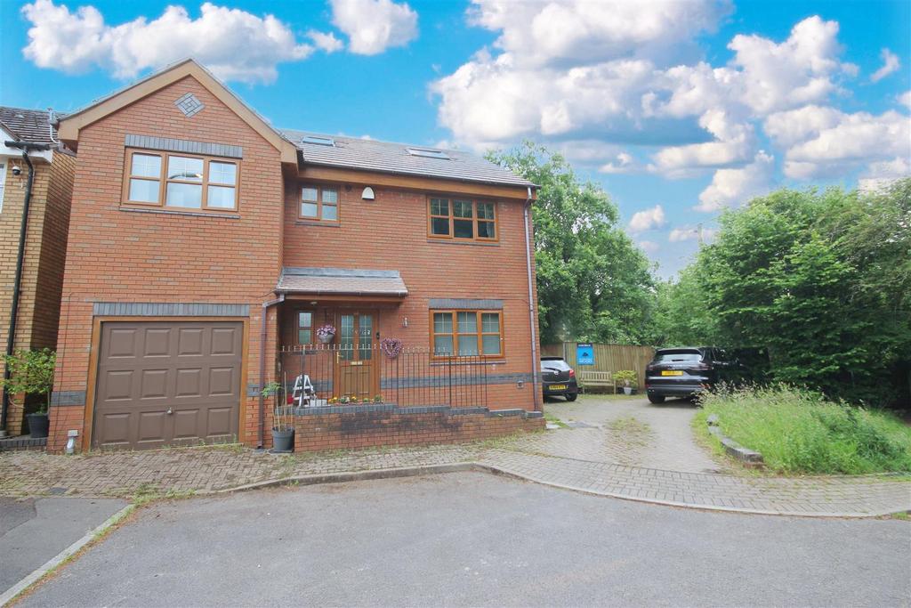 Maes Y Crofft, Morganstown, Cardiff 6 bed detached house for sale - £ ...