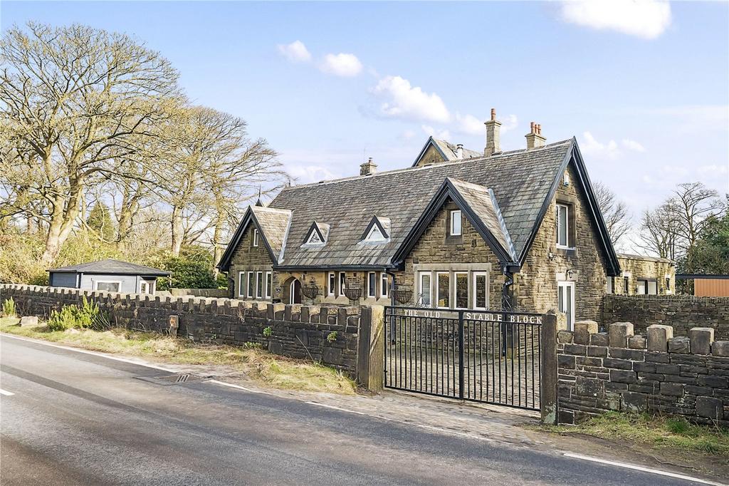 The Old Stable Block, Blackmoorfoot... 3 bed link detached house for ...