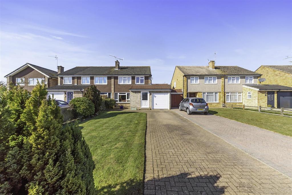 Newton Avenue, Tonbridge 3 bed semi-detached house - £500,000