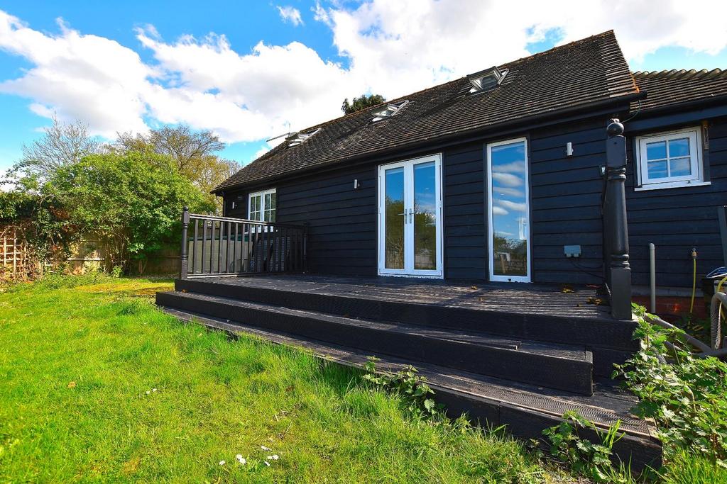 Gallows Green, Lindsell, Dunmow 1 bed apartment - £1,300 pcm (£300 pw)