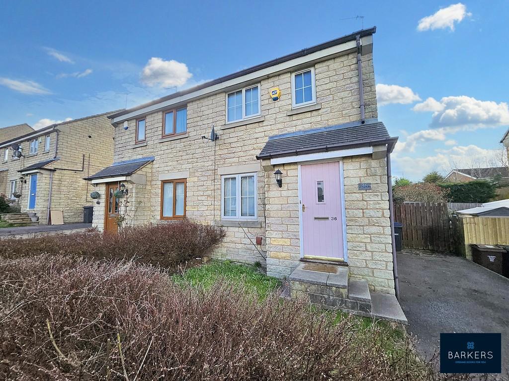 Royd Moor Road, Bradford 2 bed semi-detached house for sale - £155,000