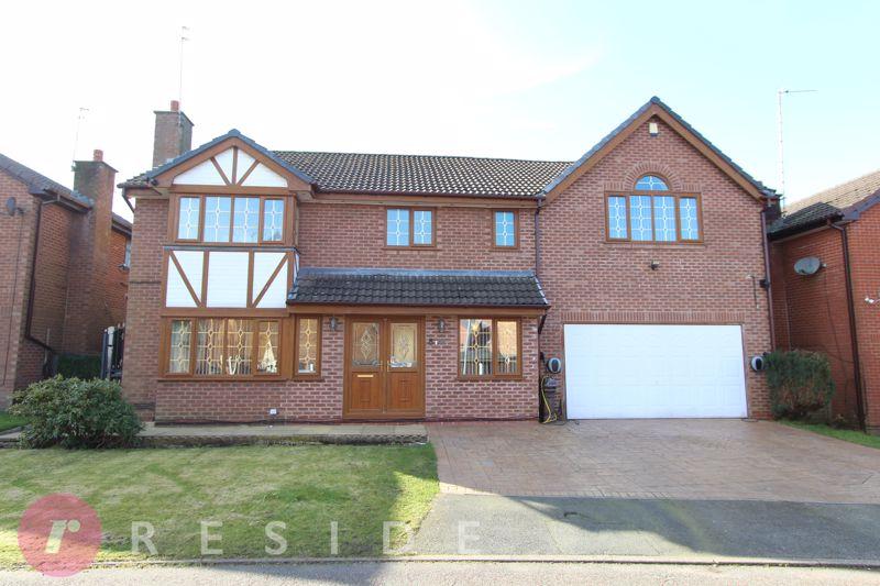 Chevron Close, Rochdale OL11 6 bed detached house - £550,000