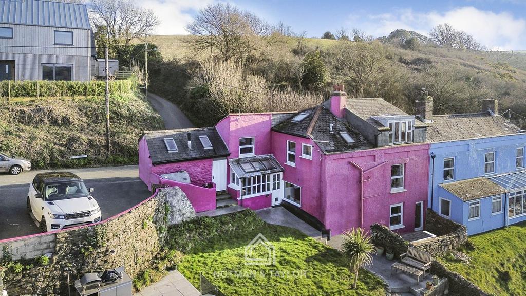 Millbrook, Torpoint PL10 5 bed semi-detached house for sale - £549,000