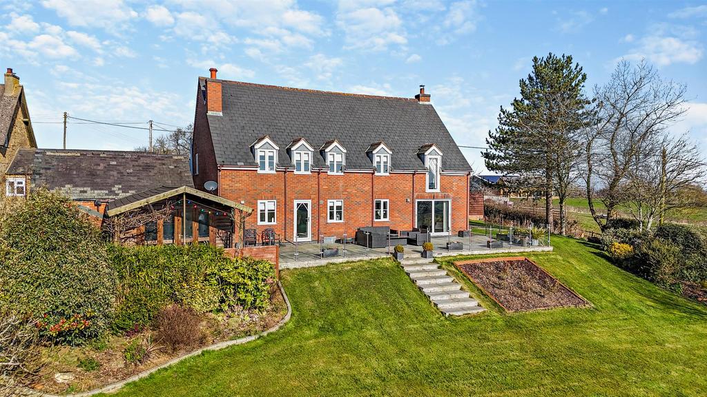Main Street, Cold Overton, Rutland 5 bed character property - £1,300,000