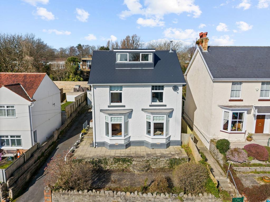 Slade Road, Swansea SA3 4 bed detached house - £725,000
