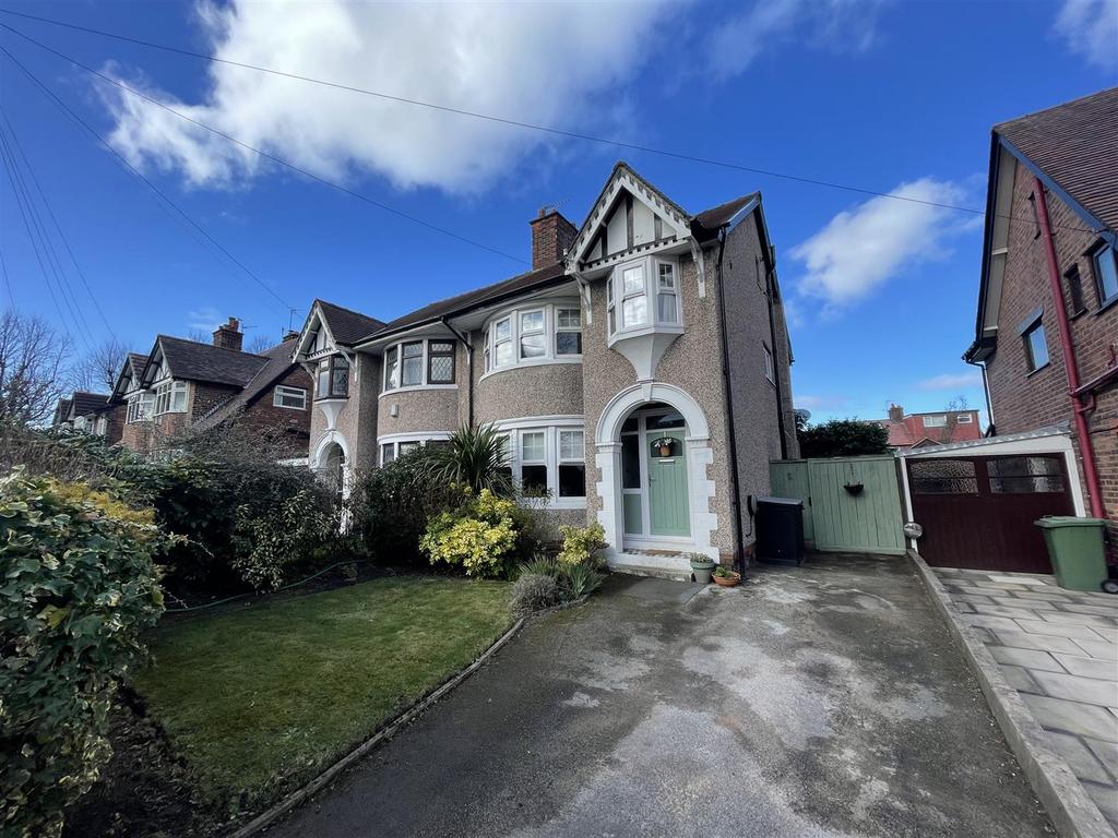Heath Road, Wirral 3 bed semi-detached house for sale - £310,000