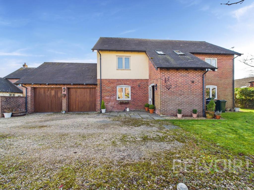 Meadow Court, Childs Ercall, Market... 4 bed detached house - £500,000