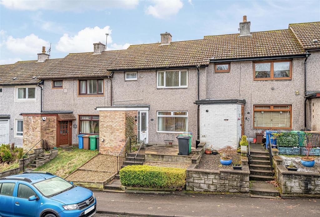 27 Foulford Road, Cowdenbeath, KY4 9AS 2 bed terraced house - £130,000
