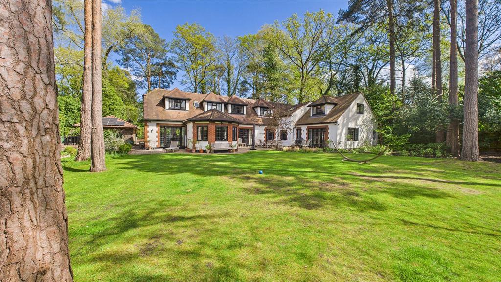 Hook Heath Road, Hook Heath, Surrey... 6 bed detached house for sale ...