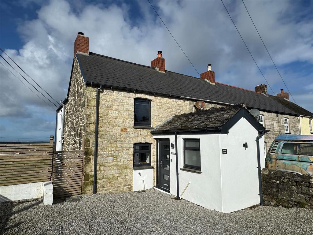 Higher Fraddon, St. Columb TR9 2 bed end of terrace house to rent - £ ...