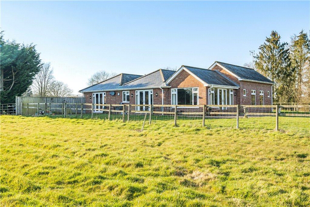 Carters Clay Road, Lockerley, Romsey... 4 bed detached bungalow for ...