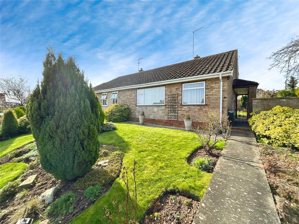 The Croft, Church Lench, Evesham 2 bed bungalow - £280,000