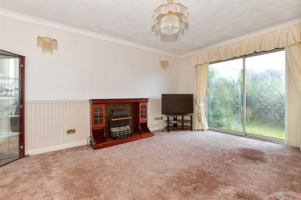 Pearsons, Stanford-Le-Hope SS17 2 bed semi-detached bungalow - £248,000