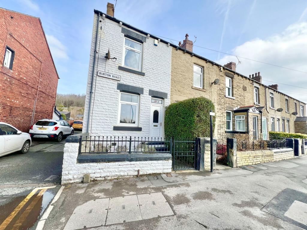 Burton Road, Barnsley, S71 3 bed end of terrace house for sale - £150,000
