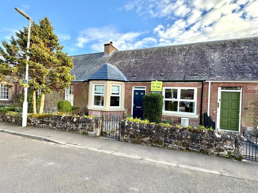 Cash Feus, Strathmiglo, 3 bed cottage - £219,995