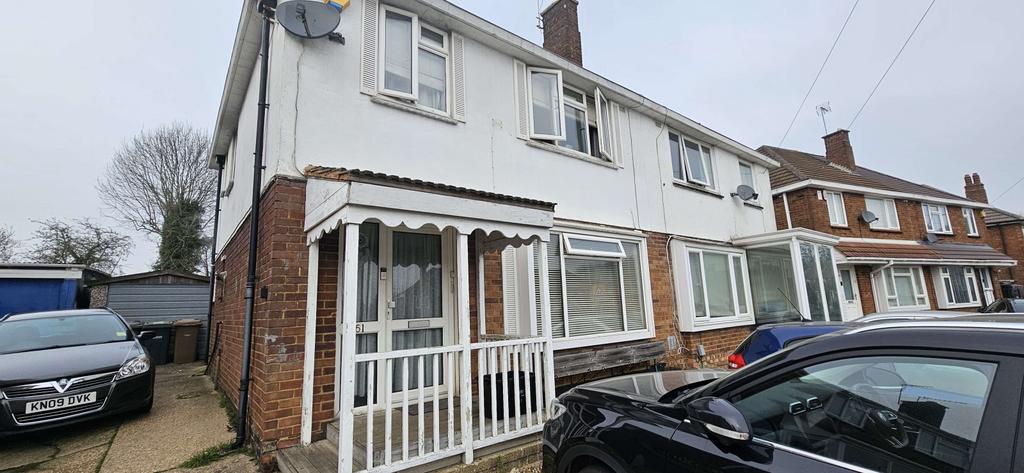 Sundon Park, Luton LU3 4 bed semi-detached house - £360,000