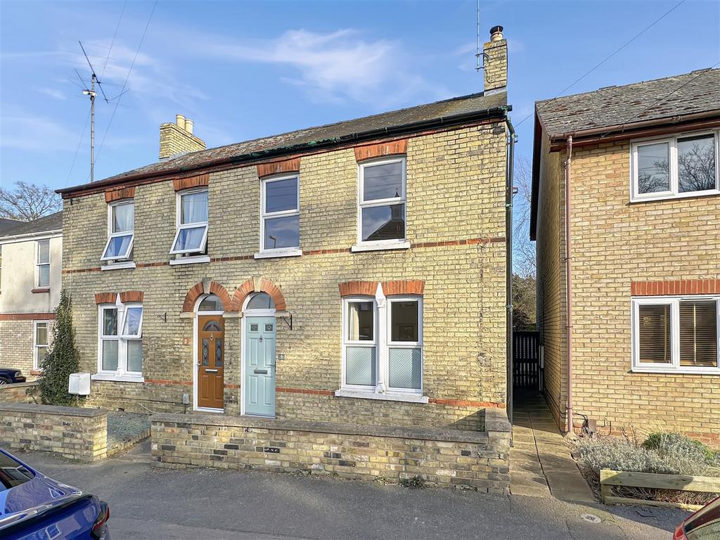 Cambridge Road, Impington CB24 2 bed end of terrace house - £395,000