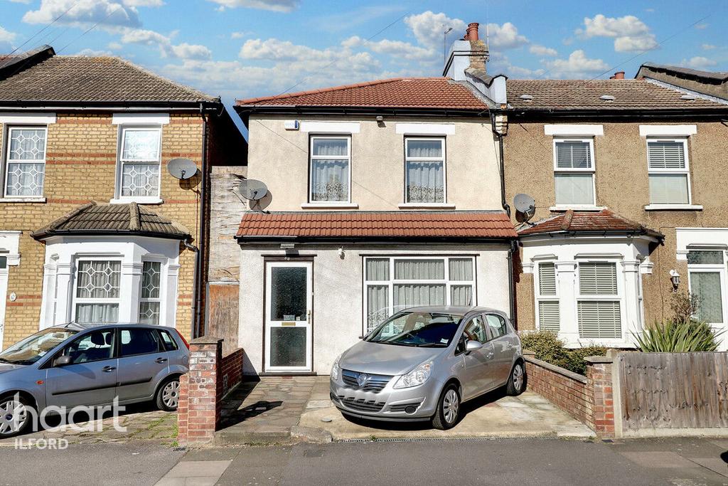 Wingate Road, Ilford 3 bed end of terrace house for sale - £450,000