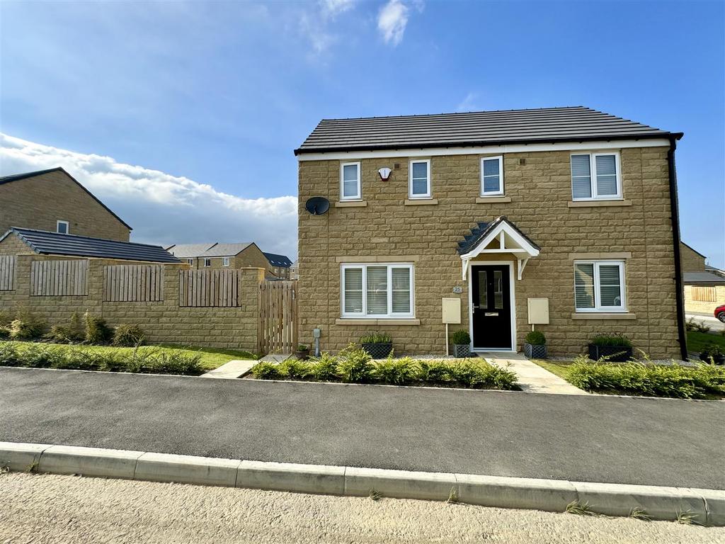 Cliffe Hill View, Skelmanthorpe... 3 bed detached house for sale - £350,000