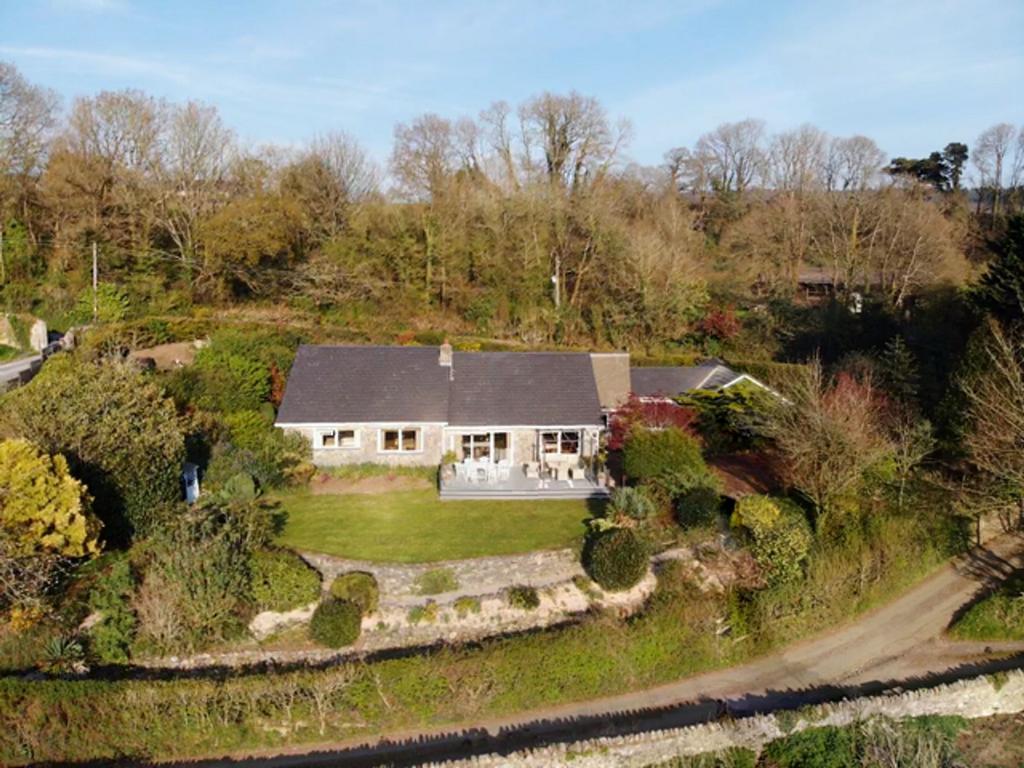 Chudleigh, Newton Abbot, TQ13 4 bed detached bungalow for sale - £950,000