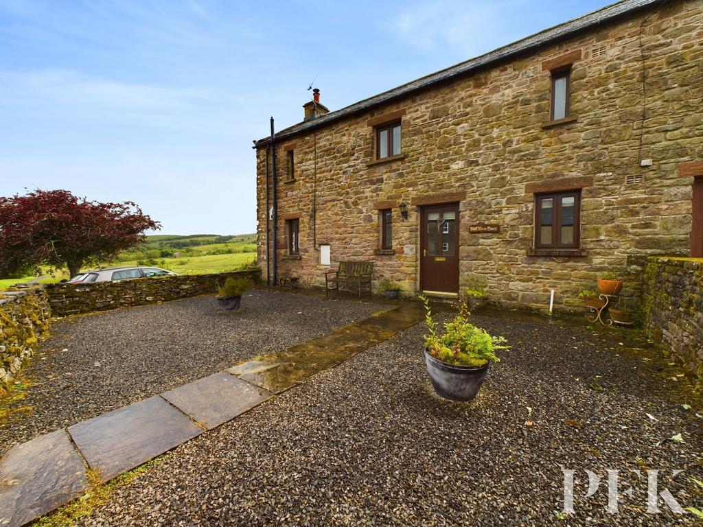 Kirkby Stephen CA17 2 bed barn conversion for sale - £280,000