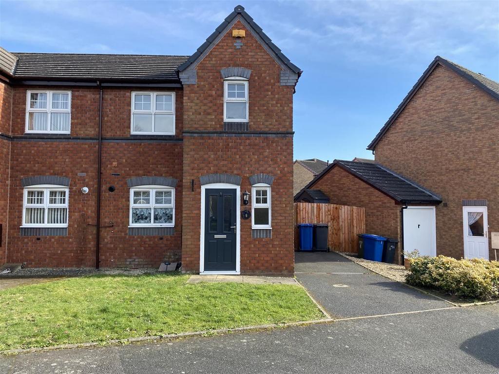 Tom Williams Way, Tamworth 2 bed semi-detached house - £1,000 pcm (£231 pw)