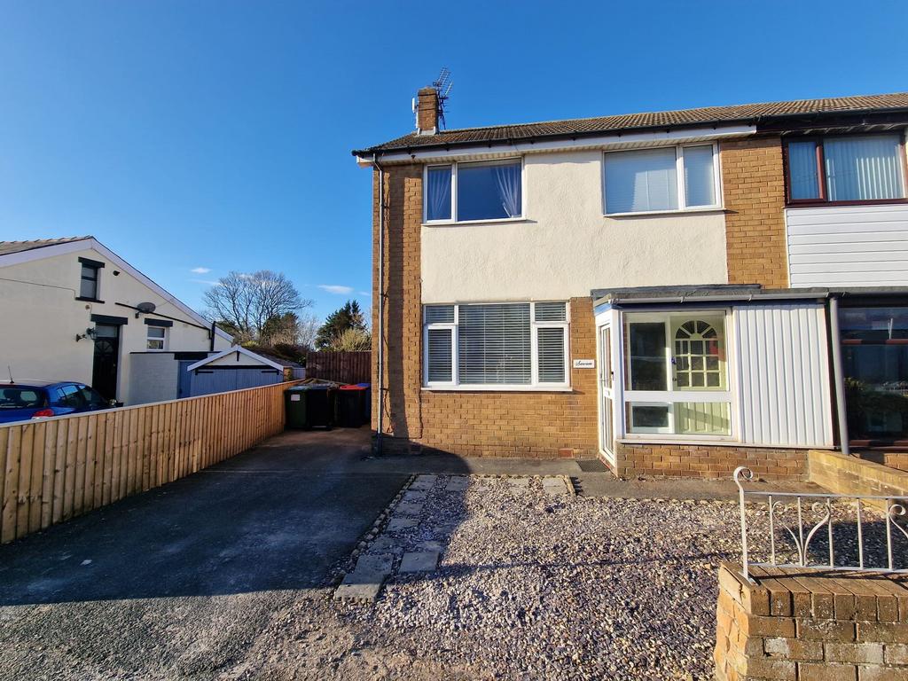 Westfield Avenue, Highfurlong FY3 3 bed semi-detached house - £175,000