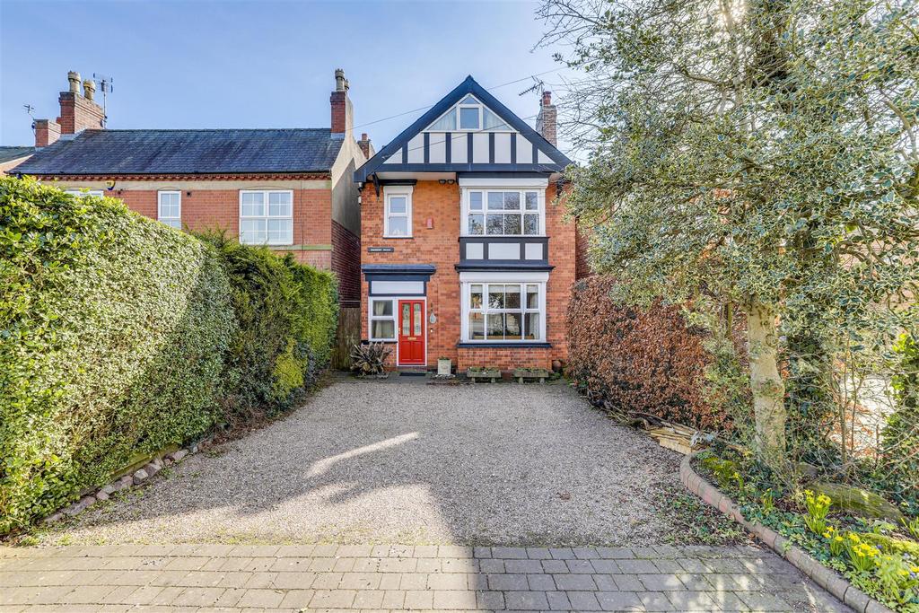 Derby Road, Risley DE72 3 bed detached house - £425,000