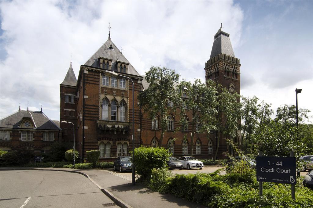 Clock Court, Victory Road, London, E11 1 bed flat to rent - £1,600 pcm ...