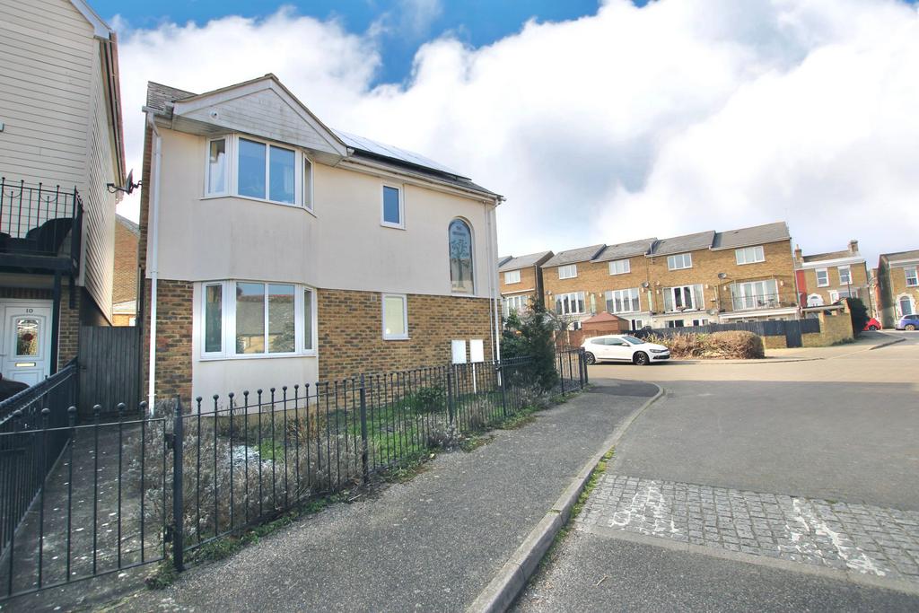 Eldon Grove, Ramsgate, Kent 3 bed detached house for sale - £395,000
