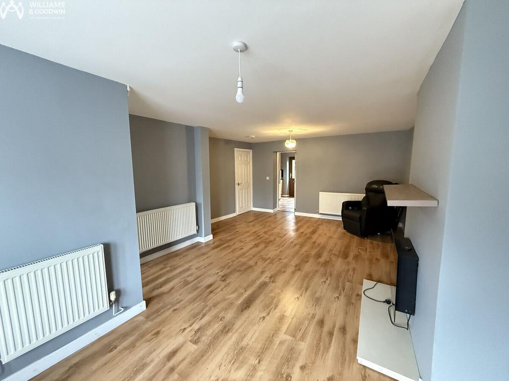 High Street, Llannerch-Y-Medd, LL71 4 bed end of terrace house for sale ...