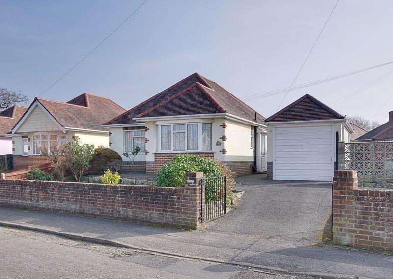 Riverside Lane, Tuckton 2 bed detached bungalow - £450,000