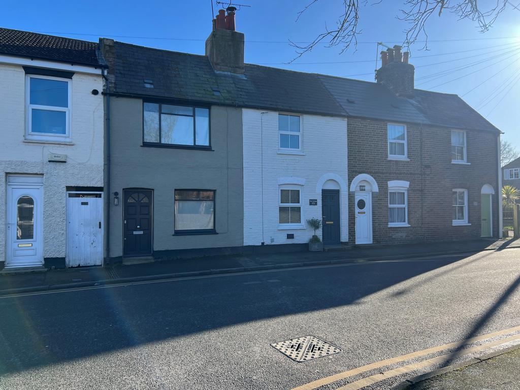 Middle Deal Road, Deal, CT14 2 bed house to rent - £1,250 pcm (£288 pw)