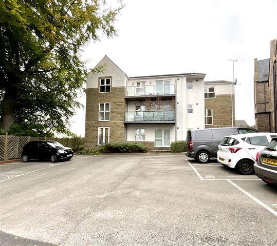 25 Moorgate Road, Moorgate... 2 bed apartment - £825 pcm (£190 pw)