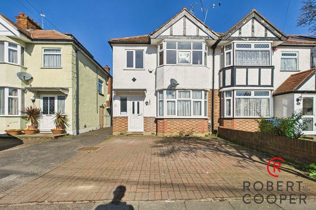 Chestnut Drive, Pinner, HA5 3 bed semi-detached house - £650,000