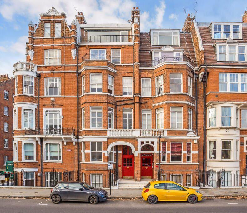 Cheyne Place, London SW3 1 bed flat - £600,000
