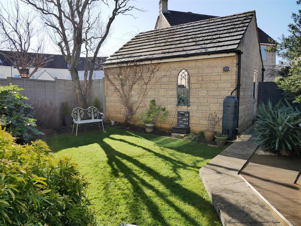 Isis Close, Calne 3 bed semi-detached house - £283,000