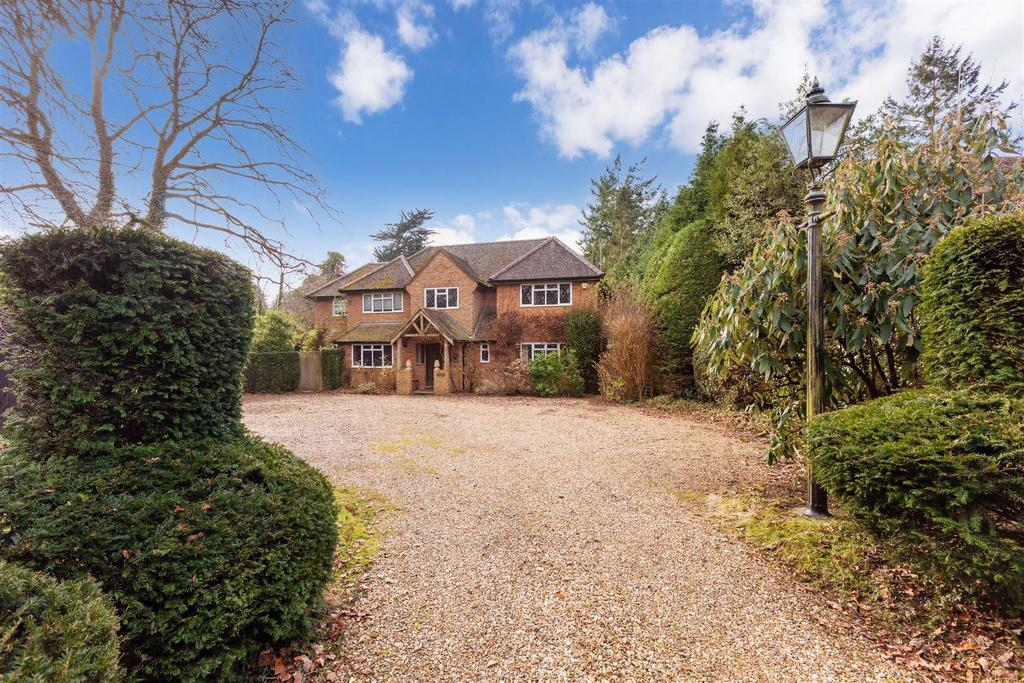 Stoke Row Road, Henley-On-Thames RG9 6 bed detached house for sale - £ ...