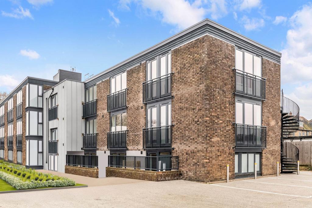 Tealing Court, Epsom 1 bed apartment - £1,450 pcm (£335 pw)